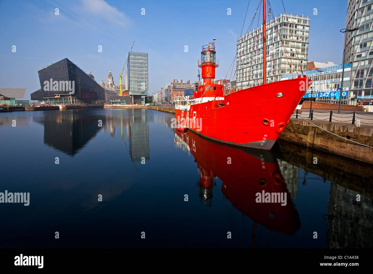 Mersey bar hi-res stock photography and images - Alamy