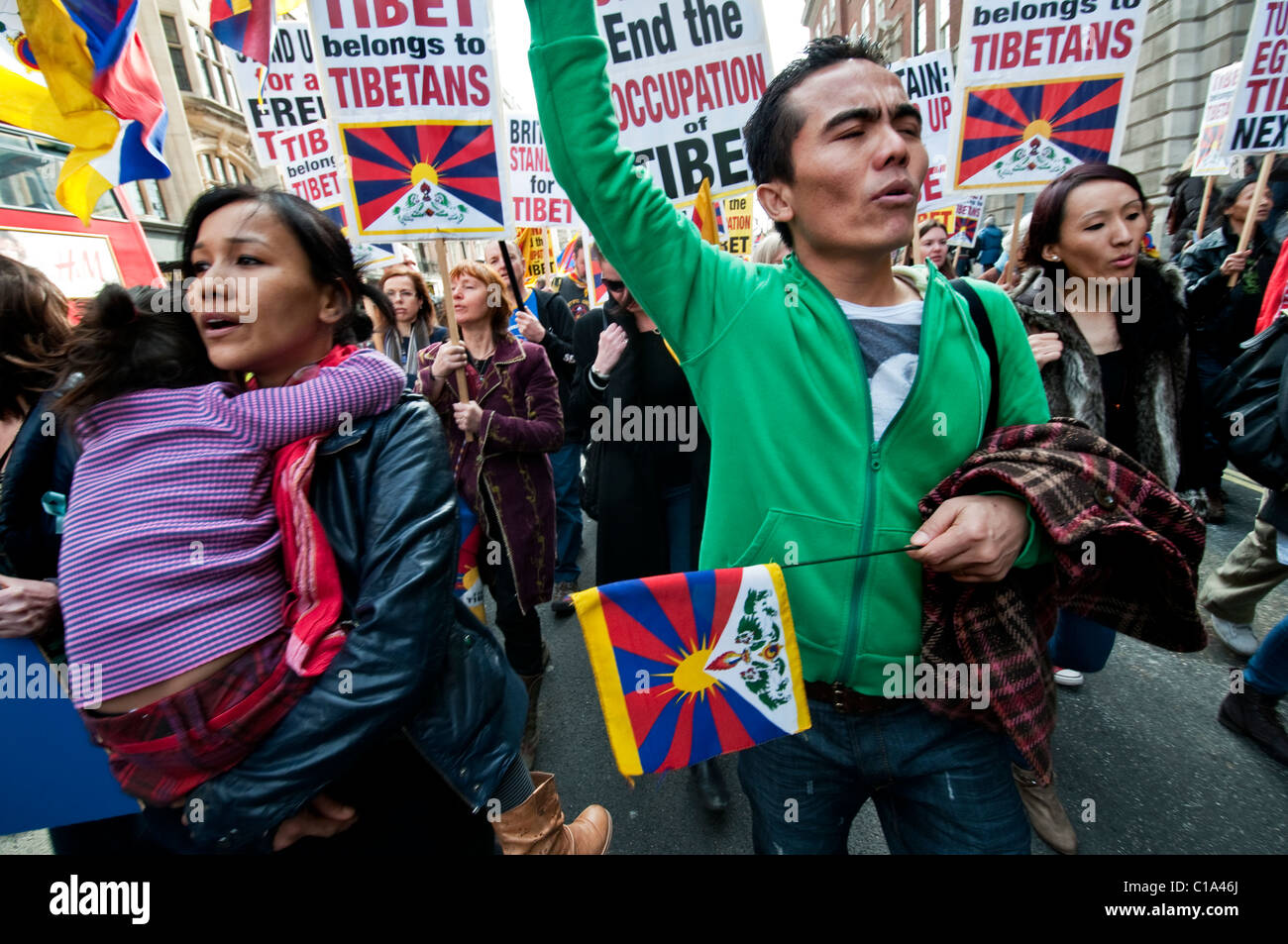 Tibetan protesters hi-res stock photography and images - Alamy