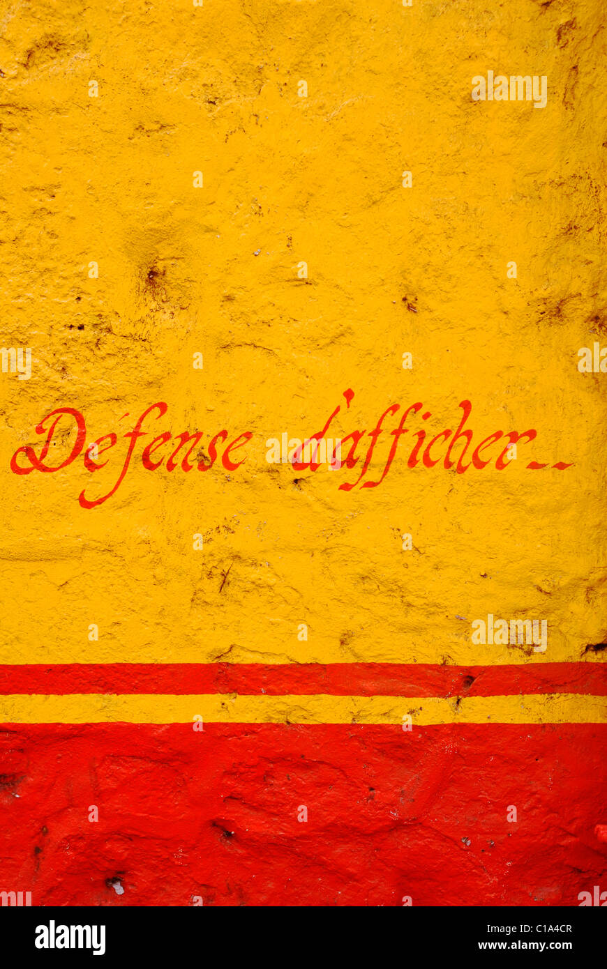 Simple prohibition warning sign hi-res stock photography and images - Alamy