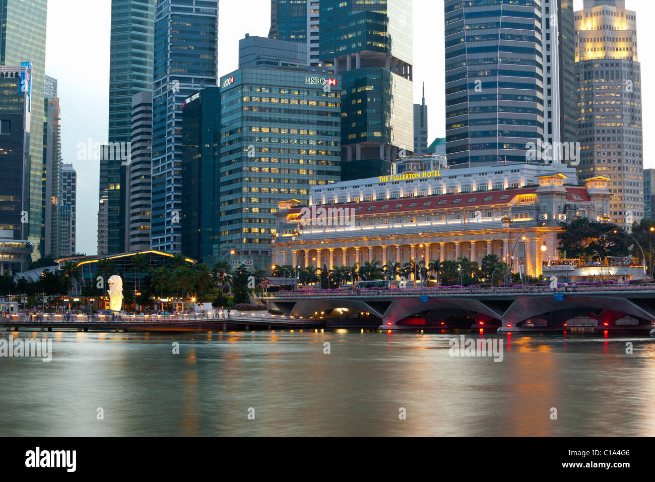The fullerton bay water hi-res stock photography and images - Alamy
