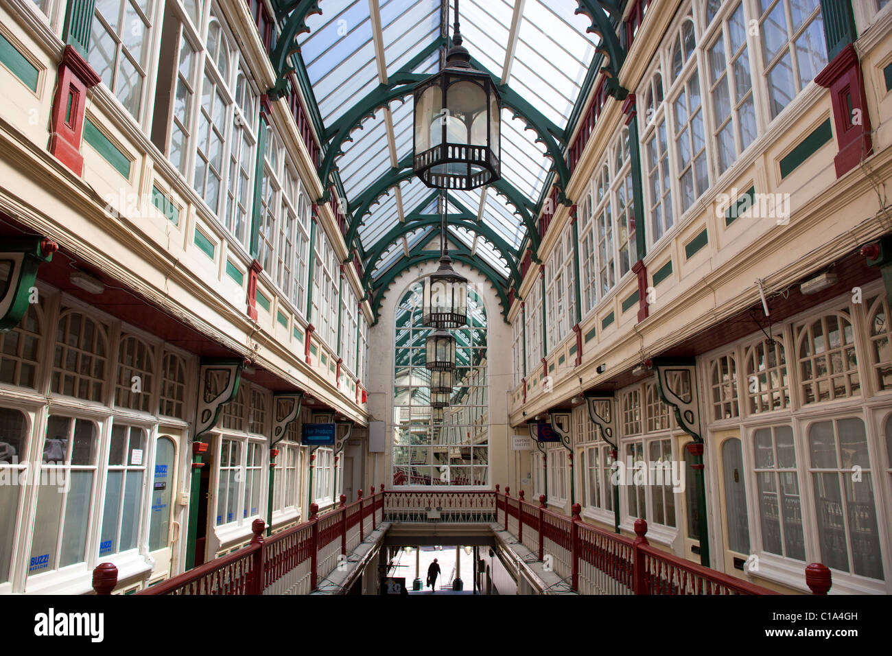 Castle arcade cardiff hi-res stock photography and images - Alamy