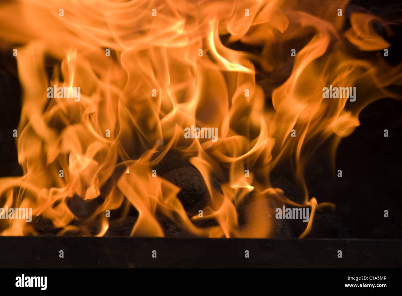 Fire flames burn hi-res stock photography and images - Alamy