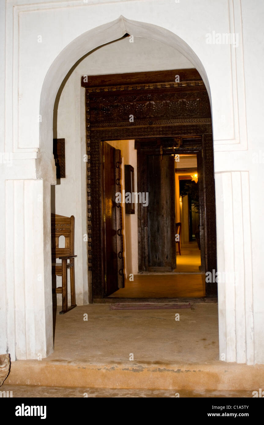 House entrance, Old Stone Town, Lamu, Kenya Stock Photo - Alamy