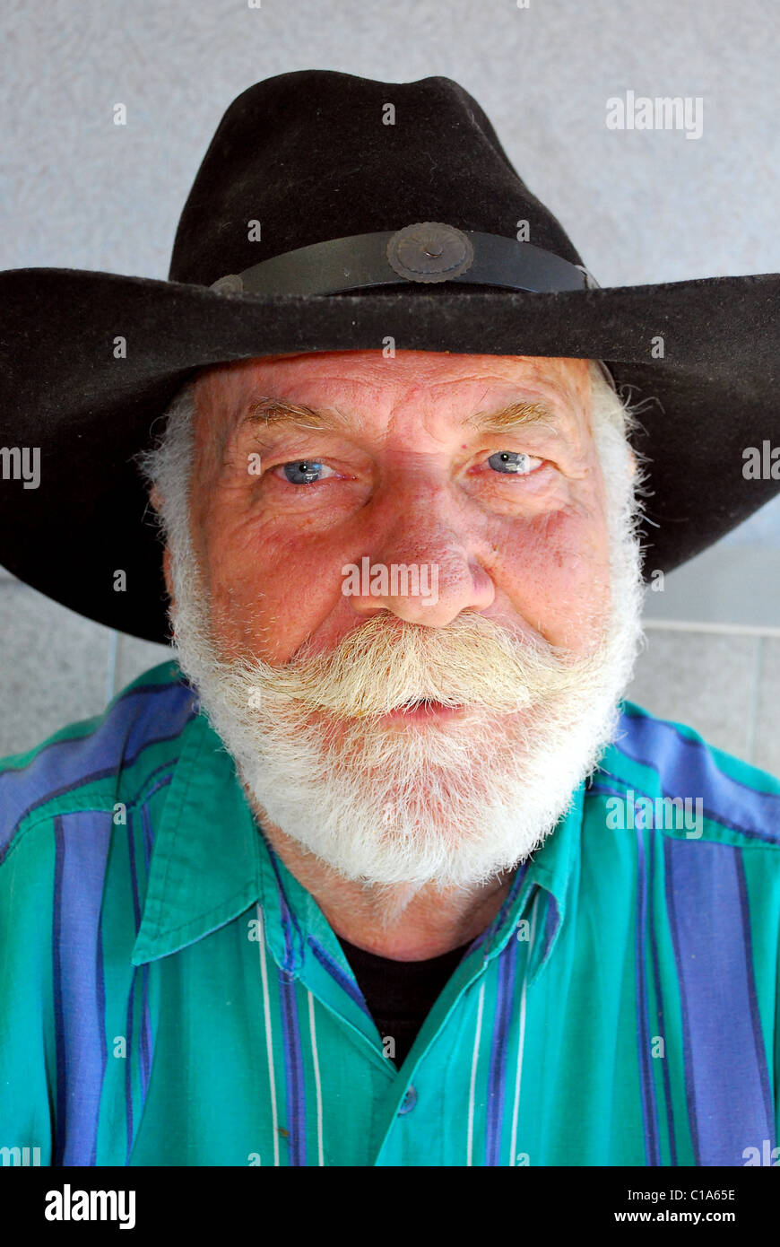 Old senior rancher portrait hi-res stock photography and images - Alamy