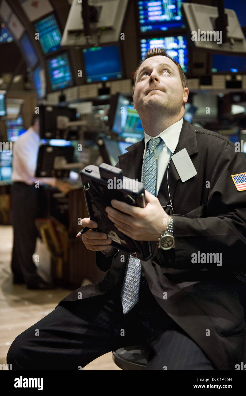 Stock exchange new york anxious hi-res stock photography and images - Alamy