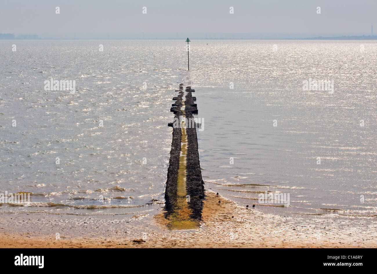 Tide breakwater hi-res stock photography and images - Alamy