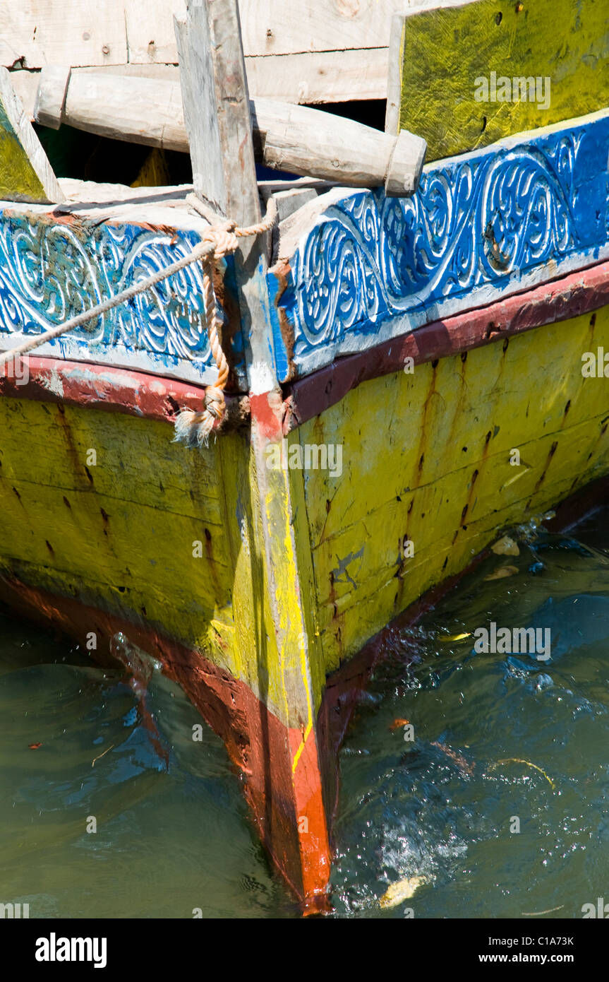 Dhow bow, Old Stone Town, Lamu, Kenya Stock Photo - Alamy