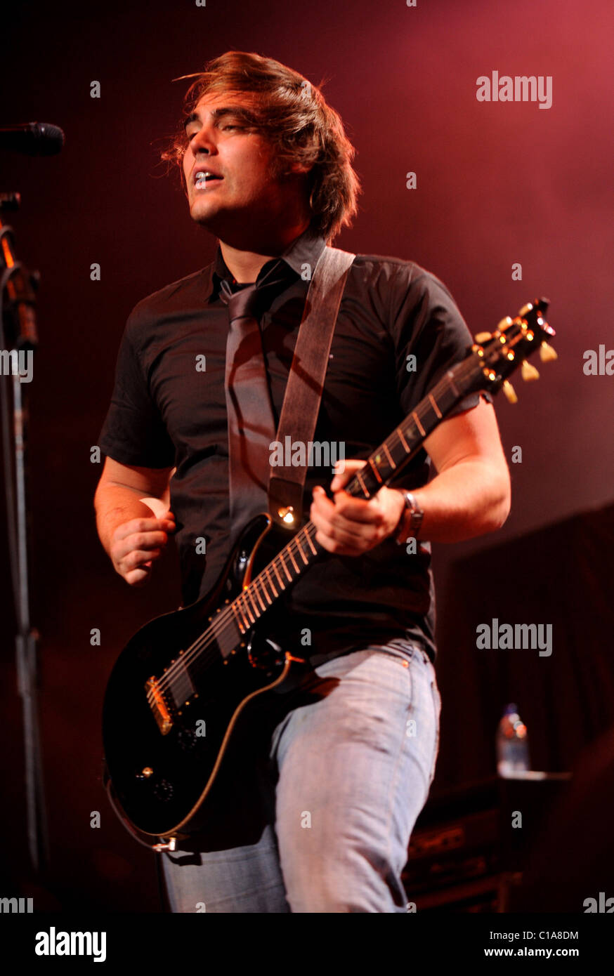 Charlie Simpson Fightstar High Resolution Stock Photography and Images ...