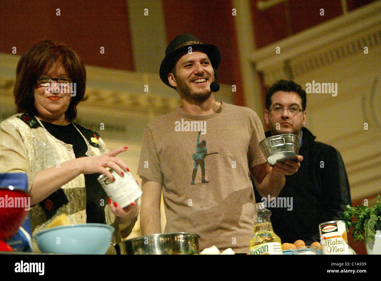 Chef Spike Mendelsohn hosted a pre-passover 'Spike up the Matzah ...