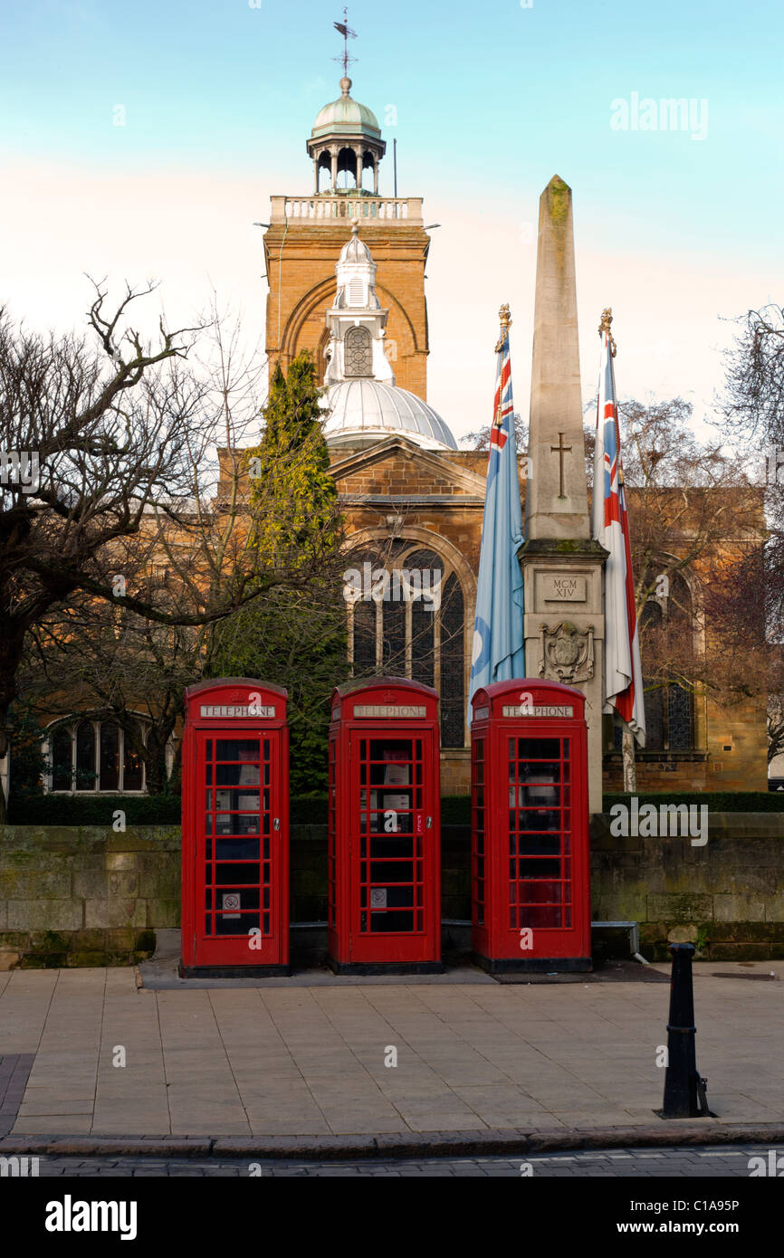 3 Red GPO Telephone Boxes Box Stock Photo - Alamy