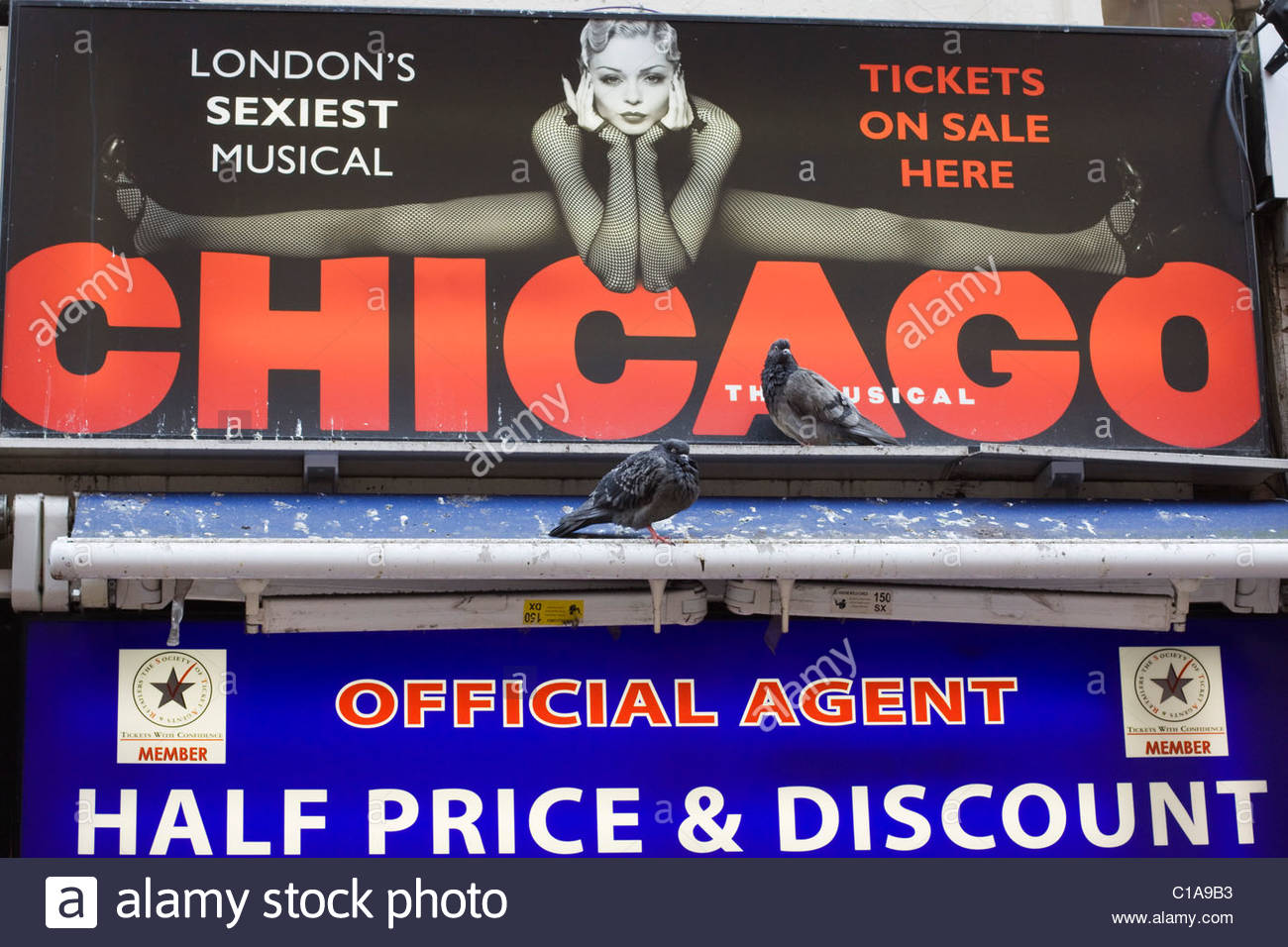 Chicago Billboard High Resolution Stock Photography and Images - Alamy