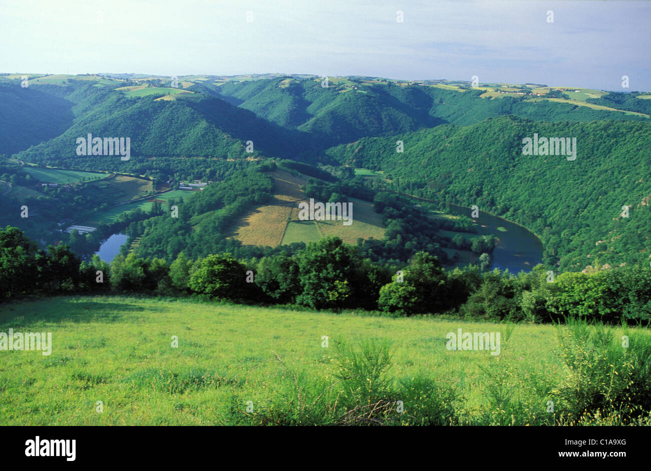 France, Aveyron, Lot valley view from Bouygues hamlet Stock Photo - Alamy