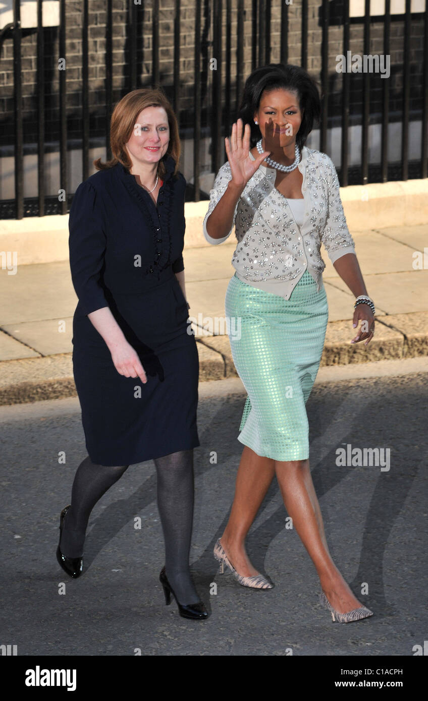 Sarah Brown and Michelle Obama US President Barack Obama arrives at 10 ...