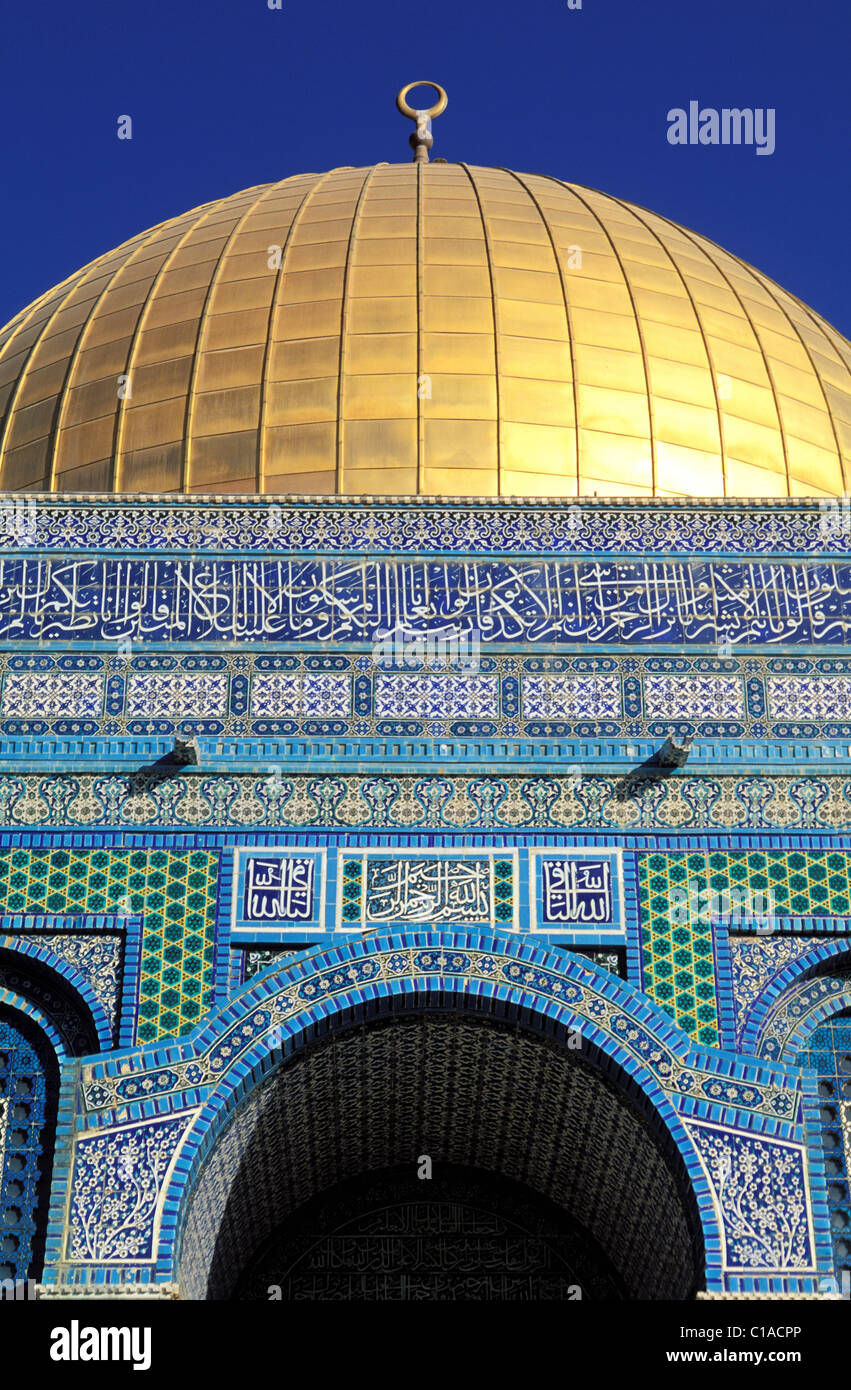 Israel, Judea region, Old Jerusalem, holy city, the Dome of the Rock ...