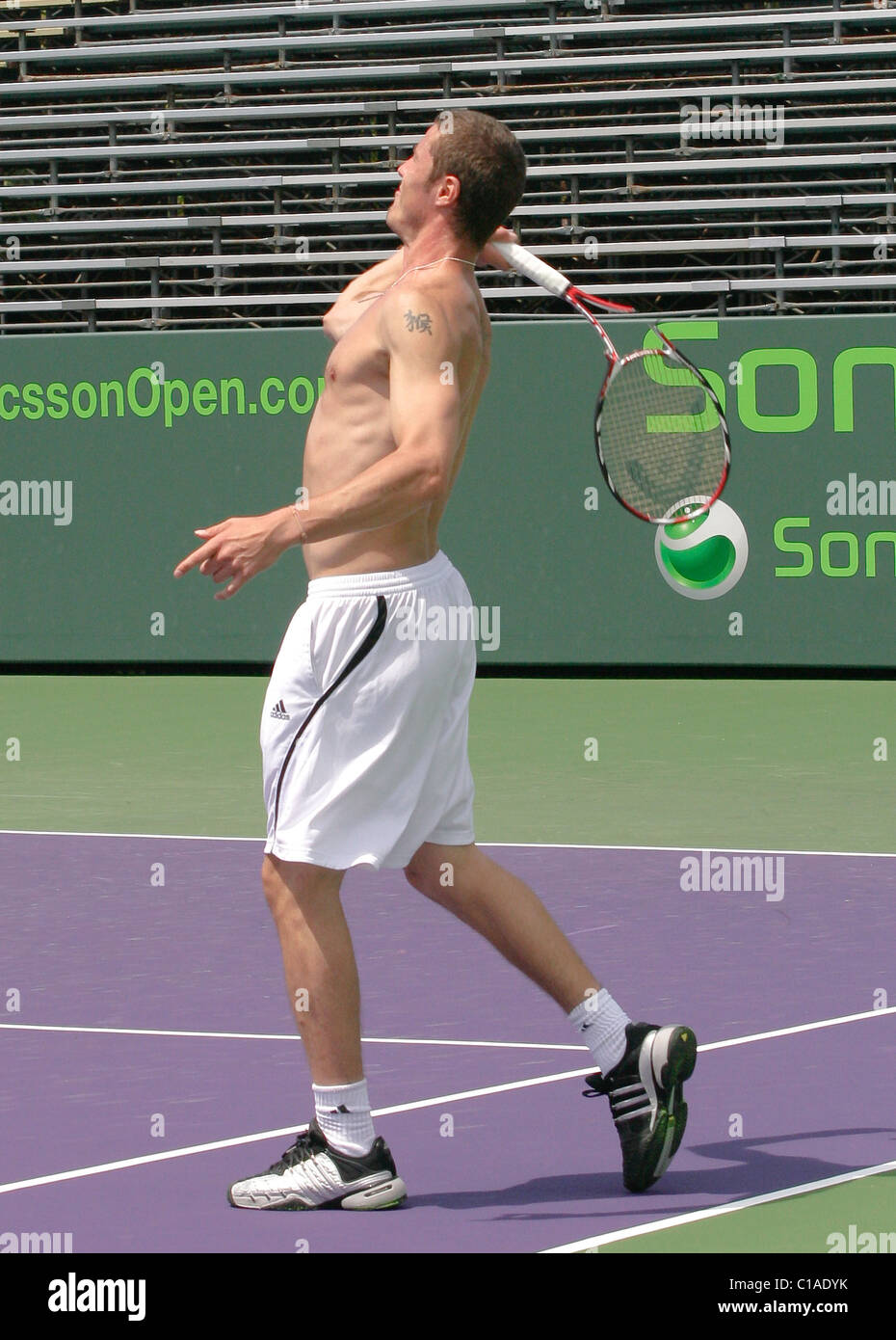 Marat Safin with a broken racket Practice for the Sony Ericsson Open ...