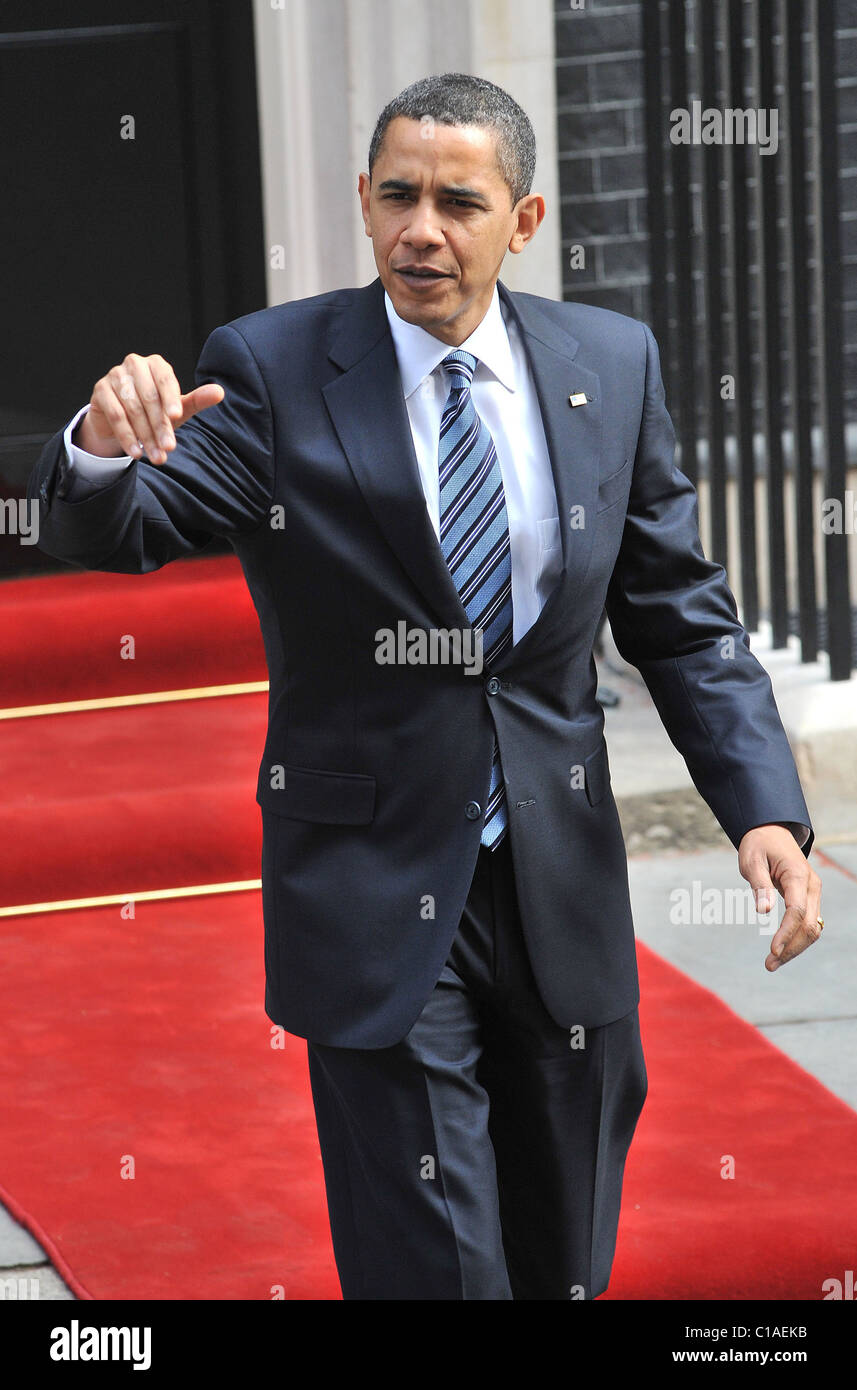 US President Barack Obama arrives at 10 Downing Street for a meeting ...