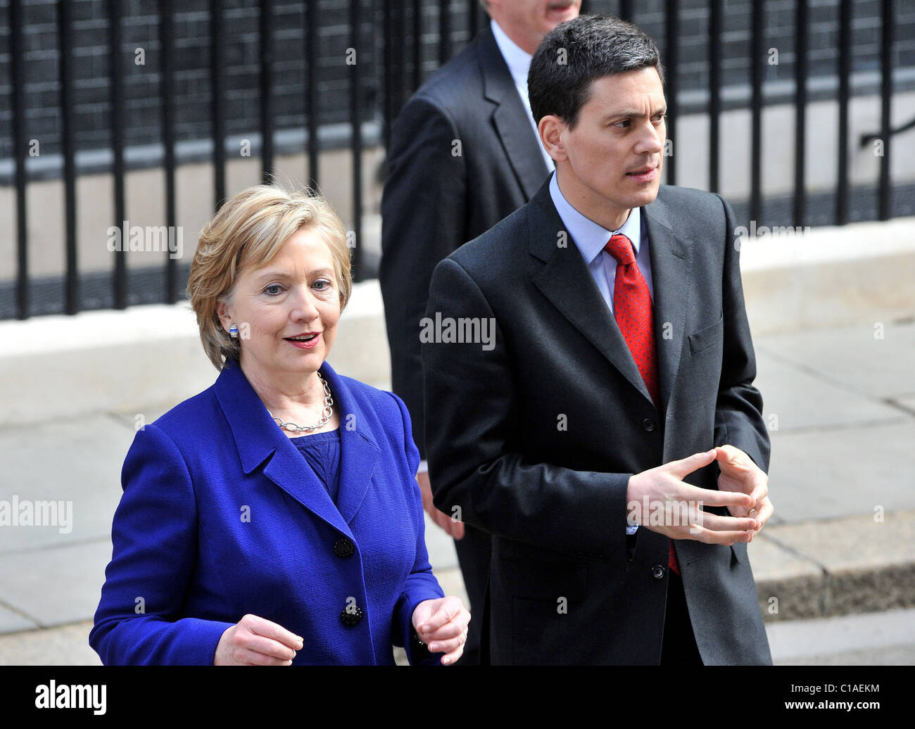 Hillary Clinton and David Milliband US President Barack Obama arrives ...
