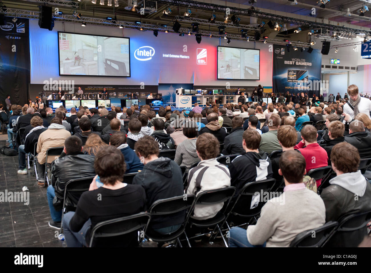 Gaming conventions hi-res stock photography and images - Alamy