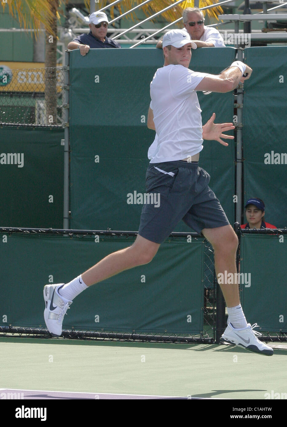 John isner practice hi-res stock photography and images - Alamy