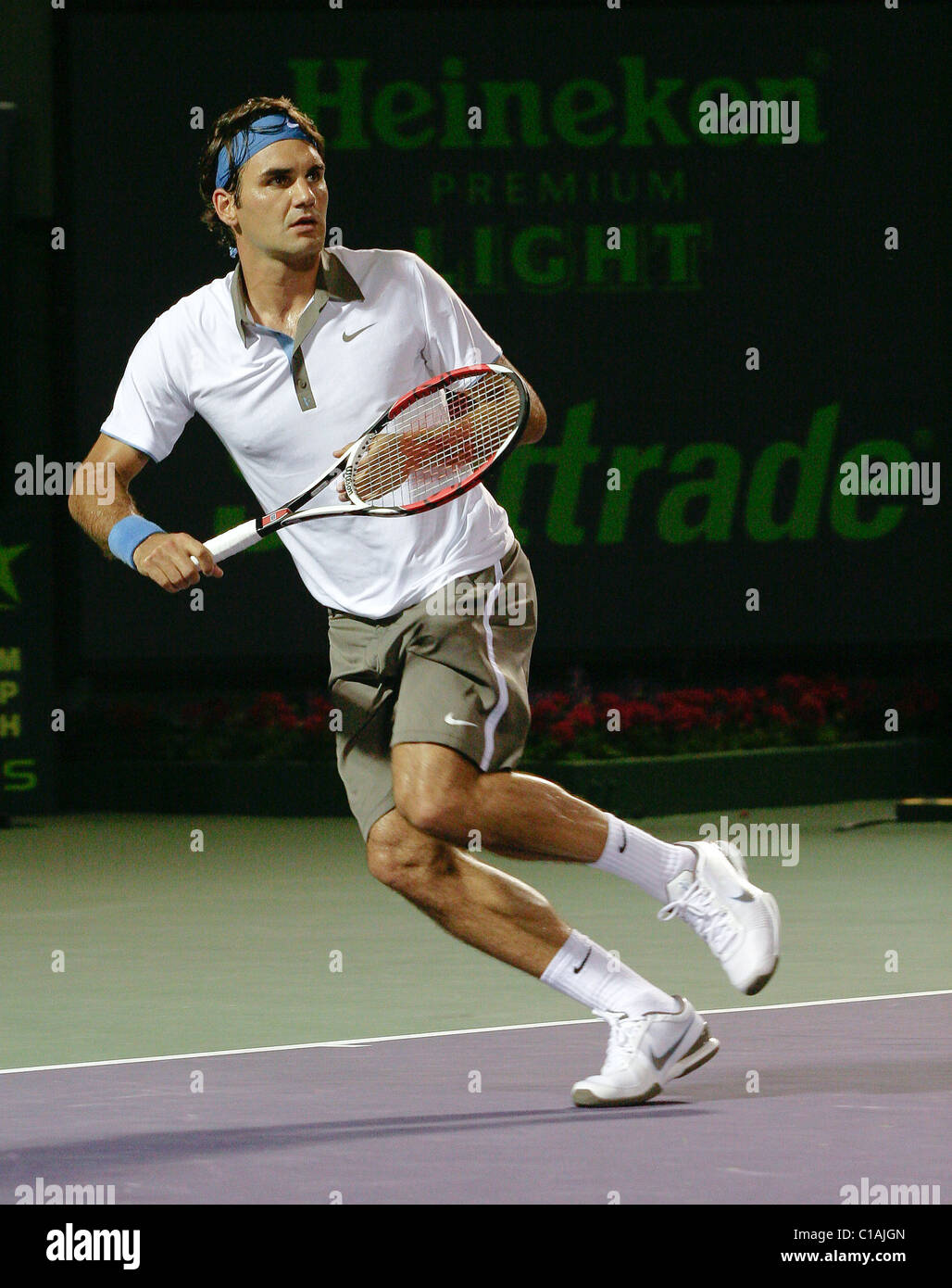 Roger Federer Plays Against Andy Roddick On Day 10 Of The Sony Ericsson Open Key Biscayne
