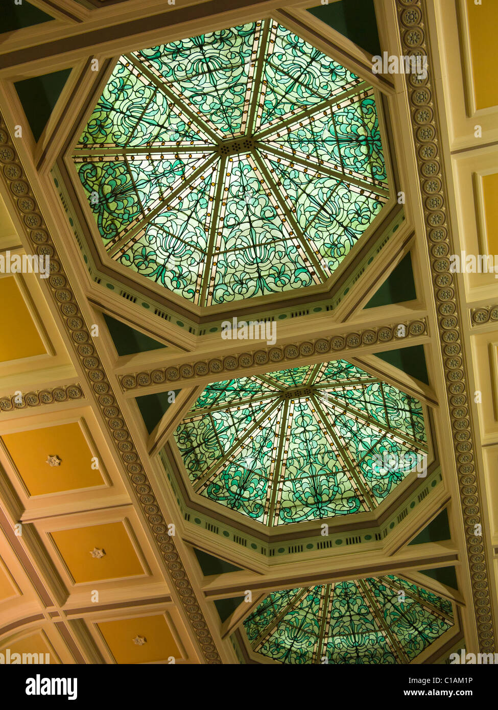 Lloyds Bank Tsb High Resolution Stock Photography and Images - Alamy