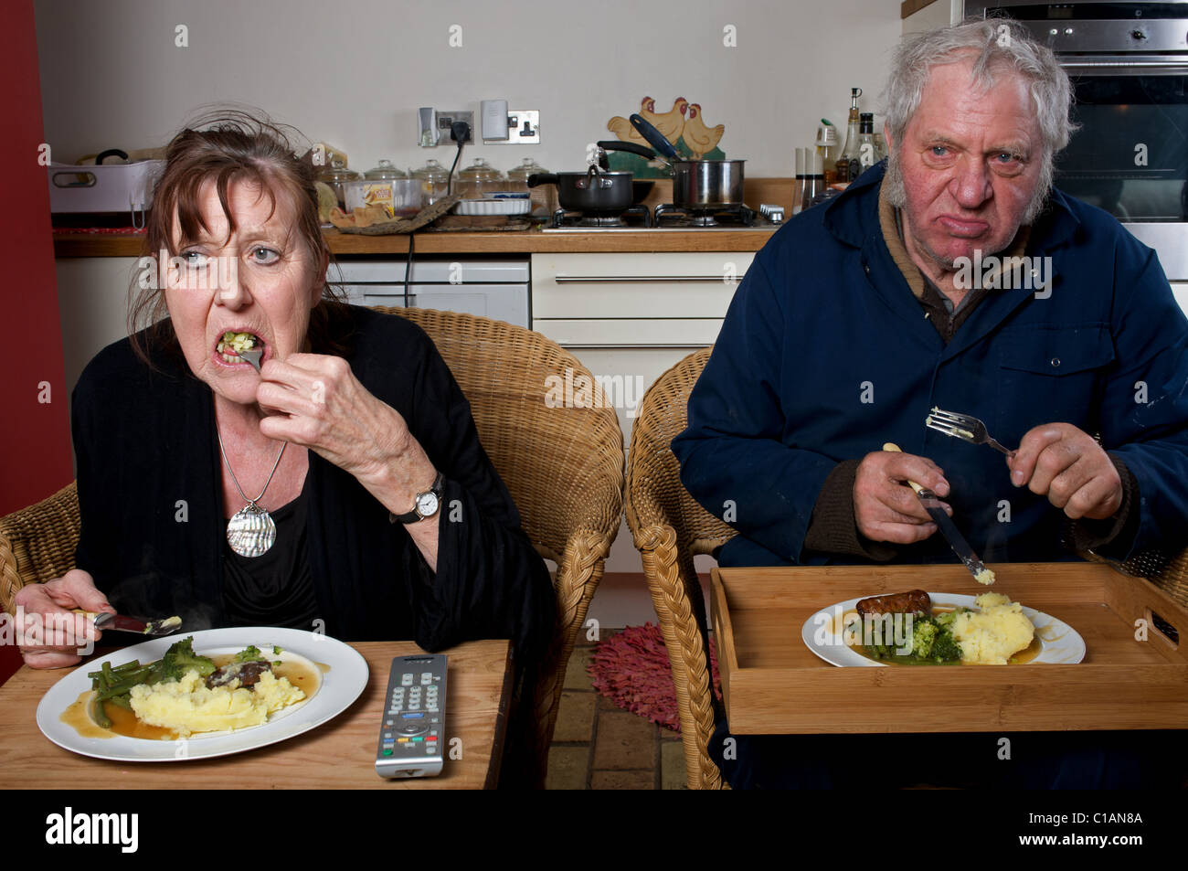 Pensioners watching tv hi-res stock photography and images - Alamy