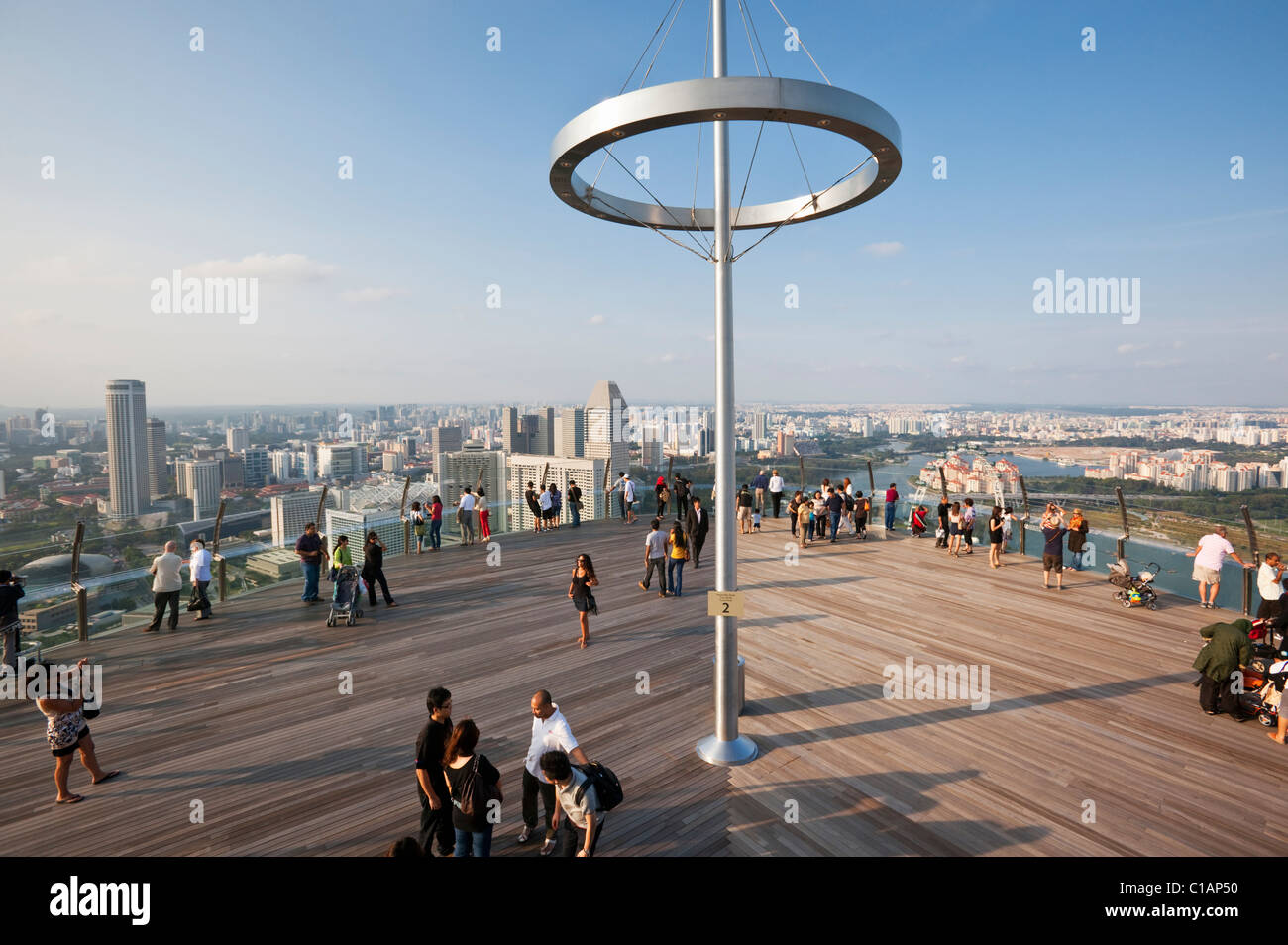 Visitors on the observation deck of the Marina Bay Sands SkyPark. Marina Bay, Singapore Stock ...