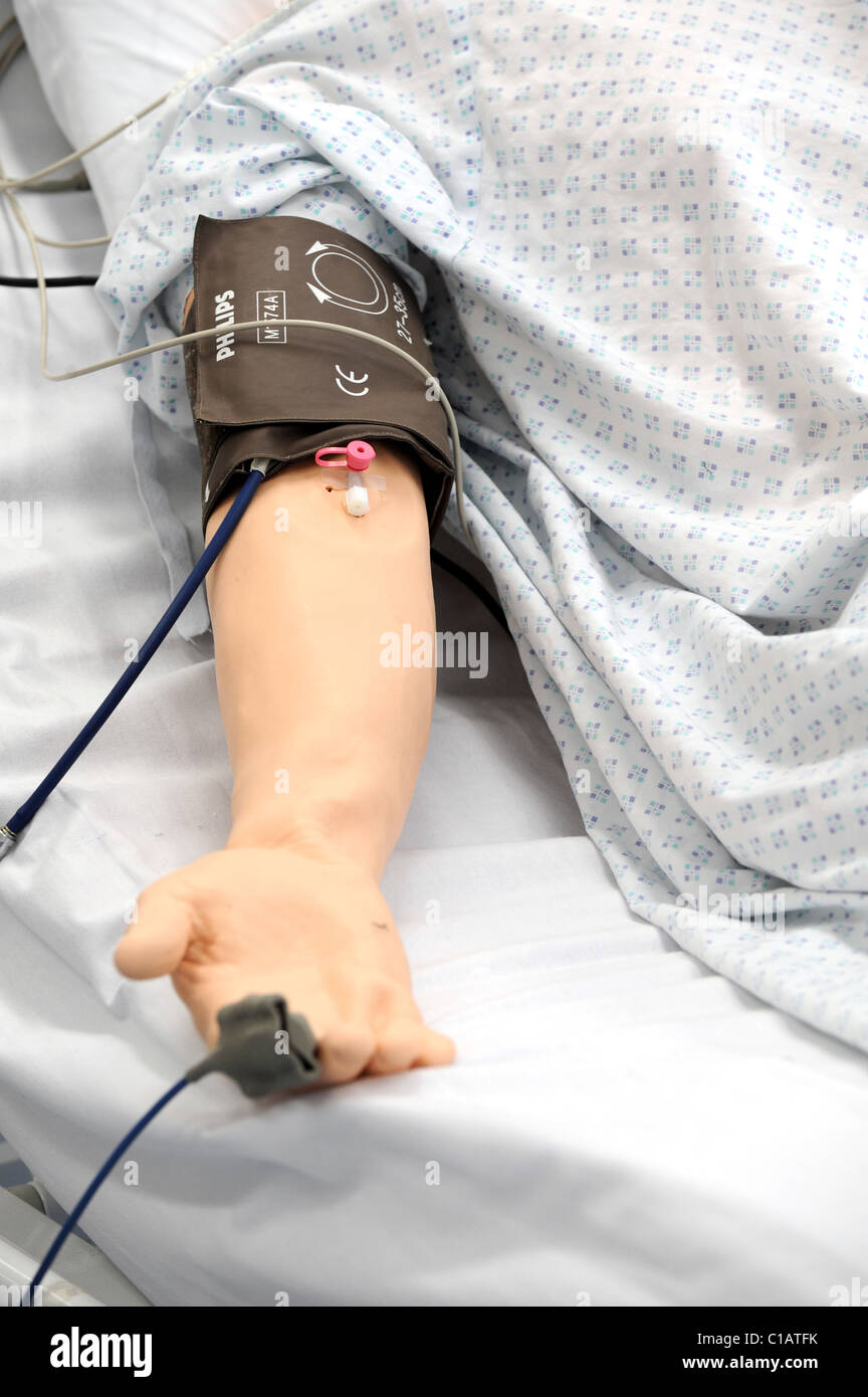 SimMan 3G a new dummy patient that responds like a human inside the new ...