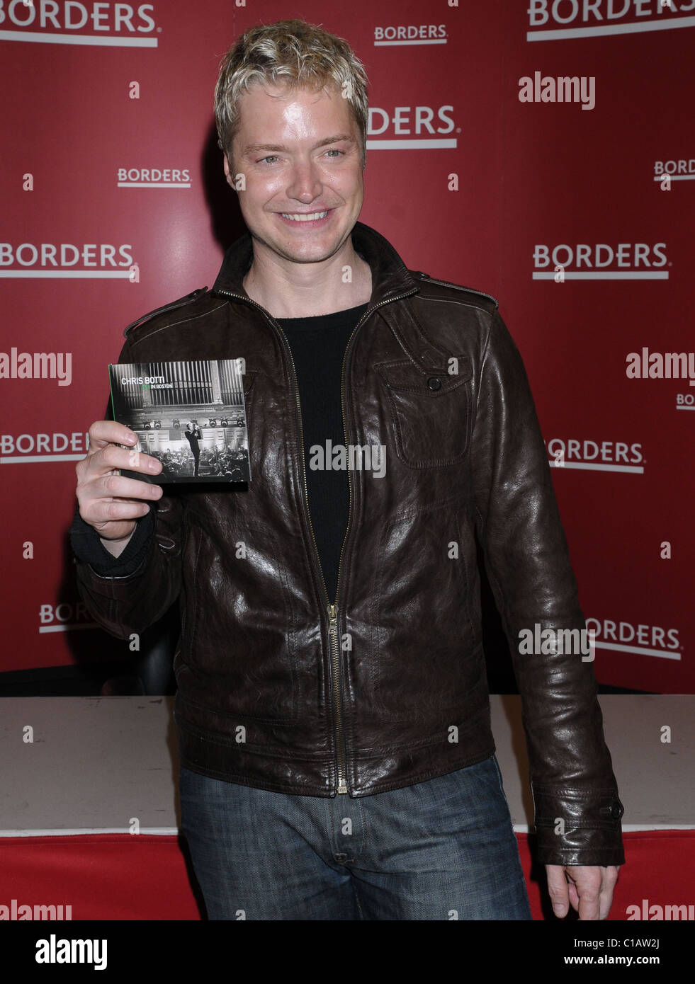 Chris Botti and band appear at Borders in the Time Warner Center New ...