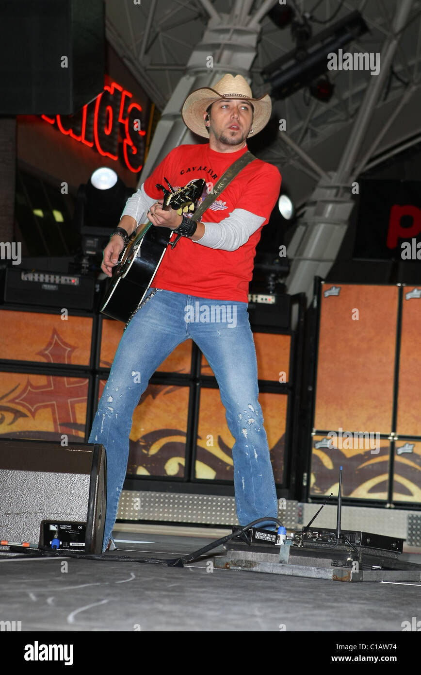 Jason Aldean performing at the ACM Showcase on Fremont Street Las Vegas ...