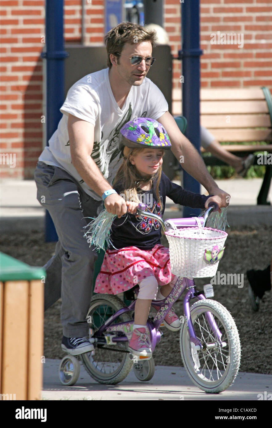 Actor Breckin Meyer plays the doting father as he spends the day with ...