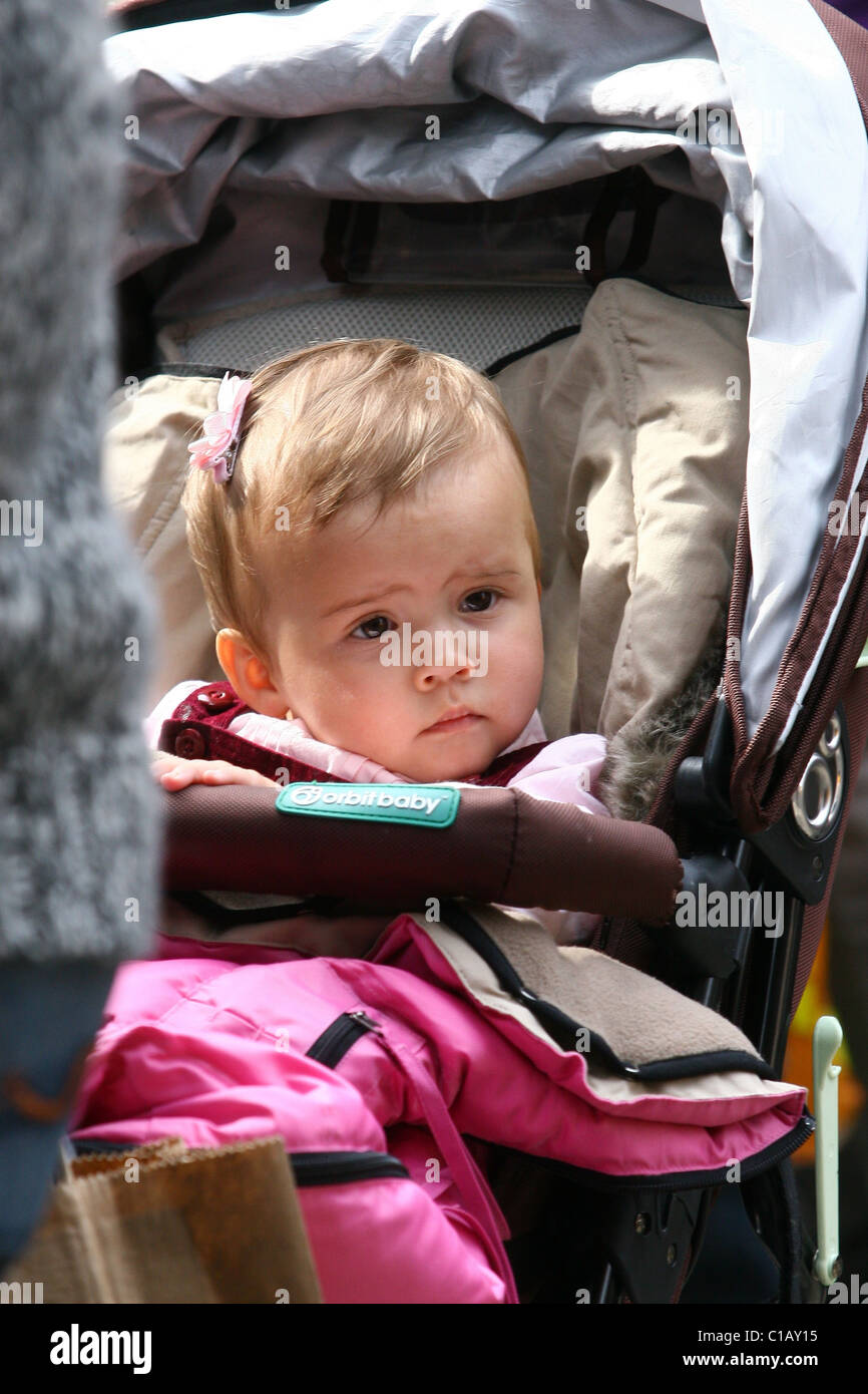 Jessica Alba spotted with her husband, Cash Warren, pushing a stroller ...