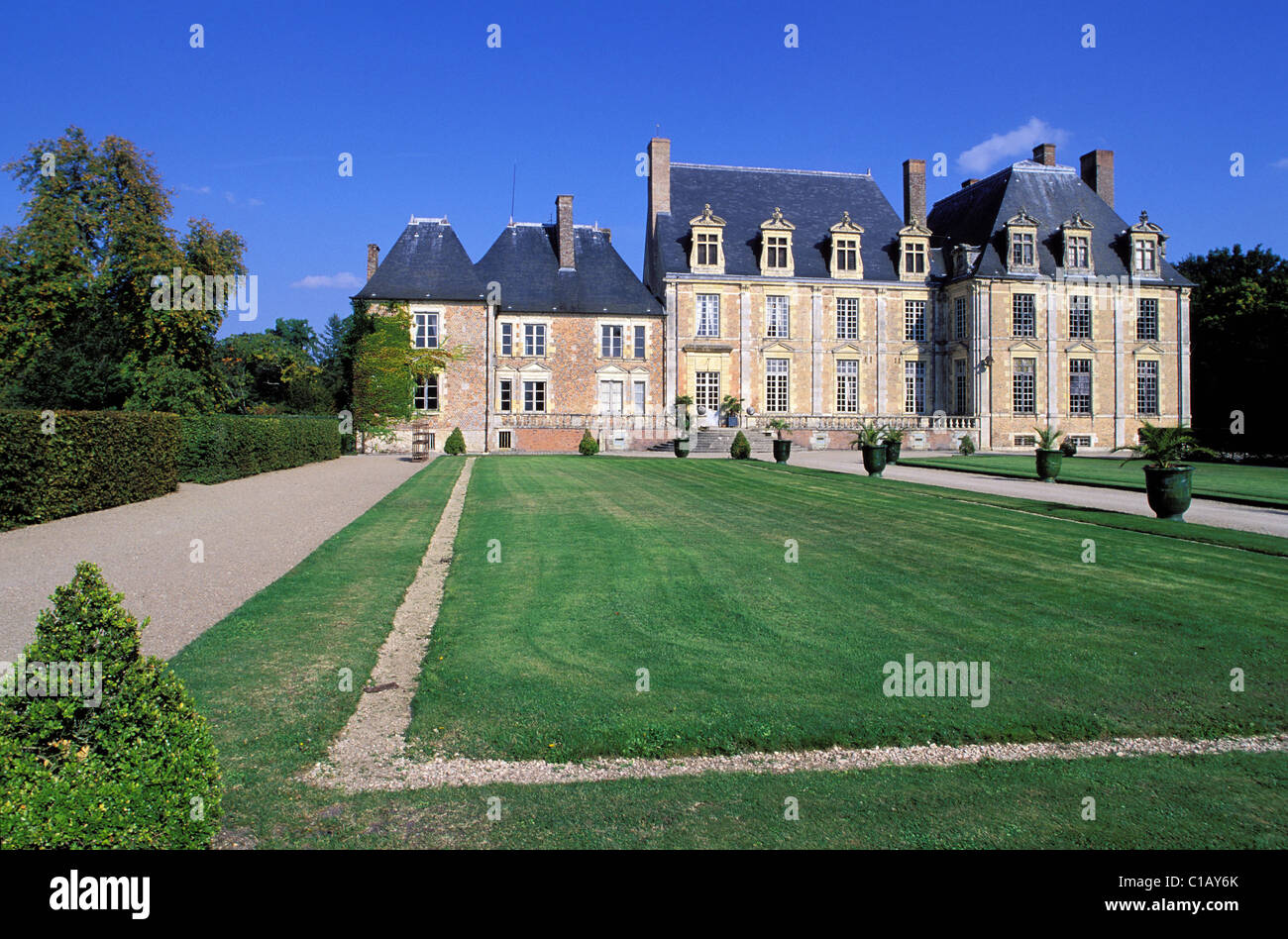 France, Loiret, Ferte Saint Martin castle (Loire chateau Stock Photo ...