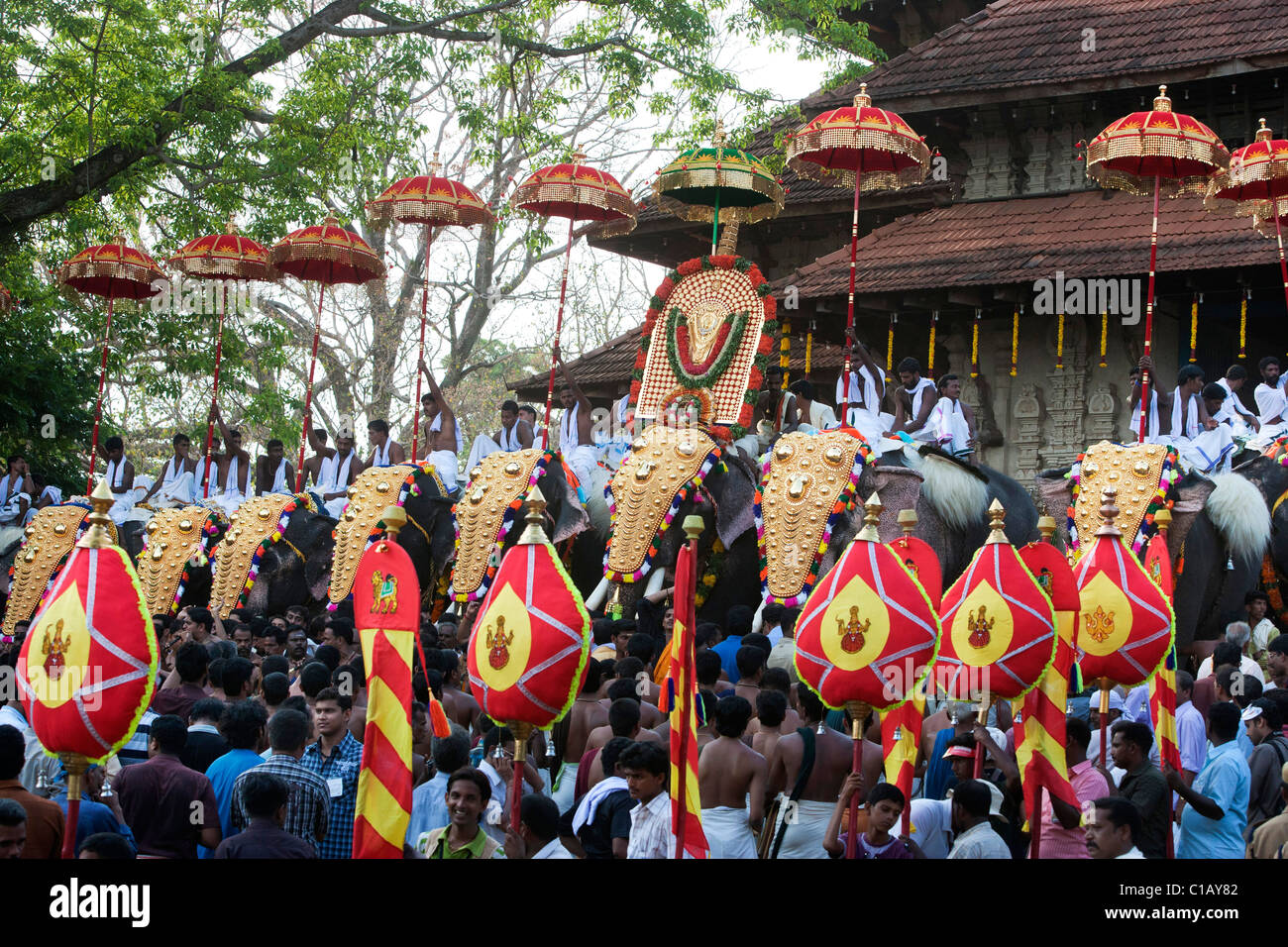 Vadakkunnathan temple hi-res stock photography and images - Alamy