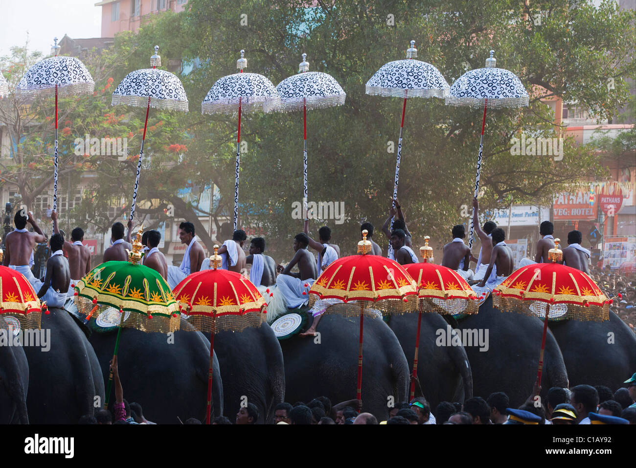 Kudamattam competition, Thrissur Pooram festival, Thrissur, Kerala ...