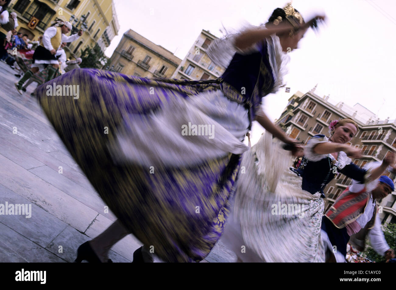 Spain, Valencia, folk dance Stock Photo - Alamy