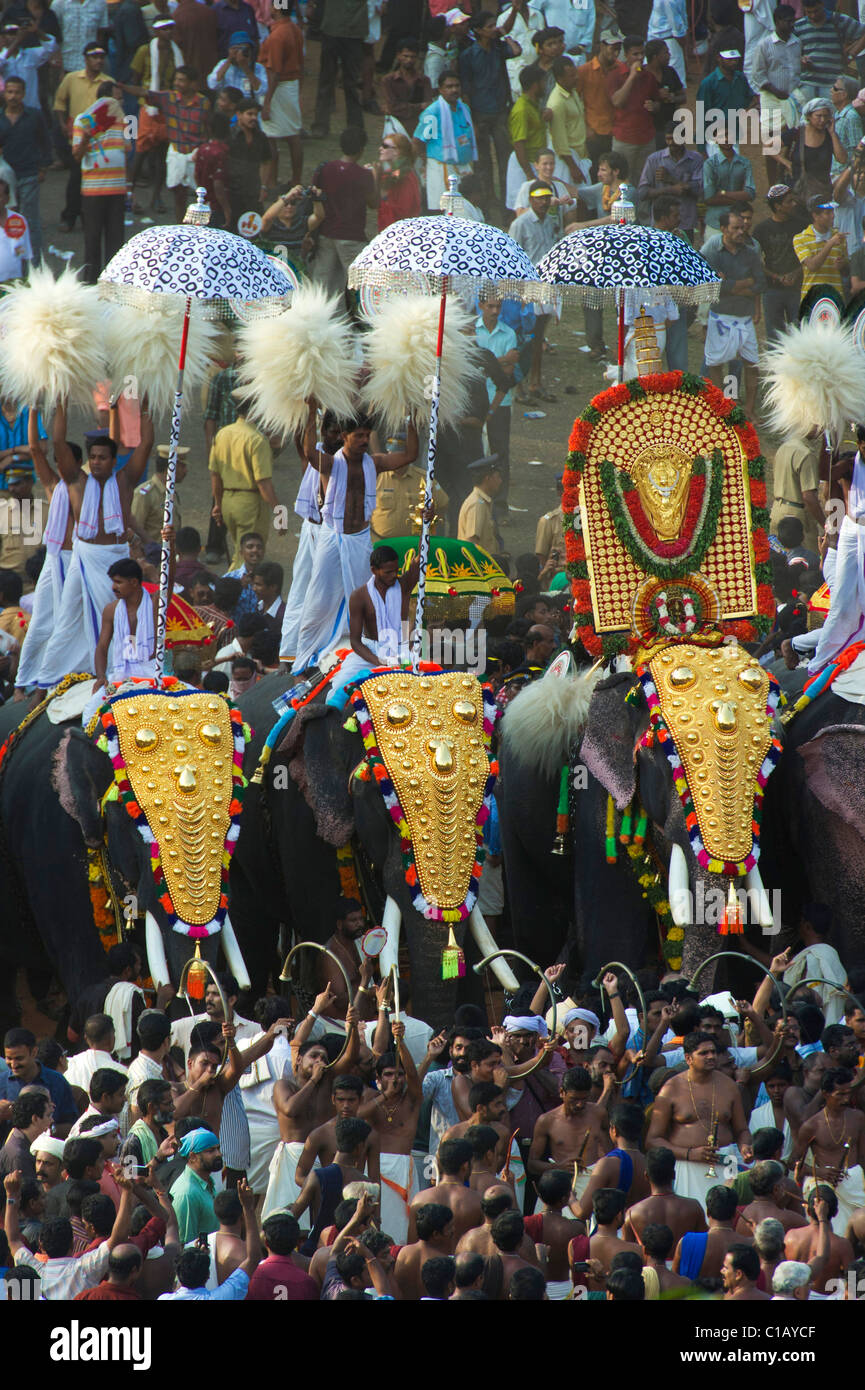 Kudamattam competition, Thrissur Pooram festival, Thrissur, Kerala ...