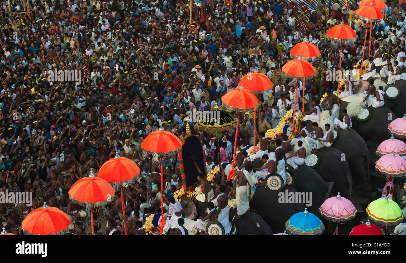 Kudamattam competition, Thrissur Pooram festival, Thrissur, Kerala ...