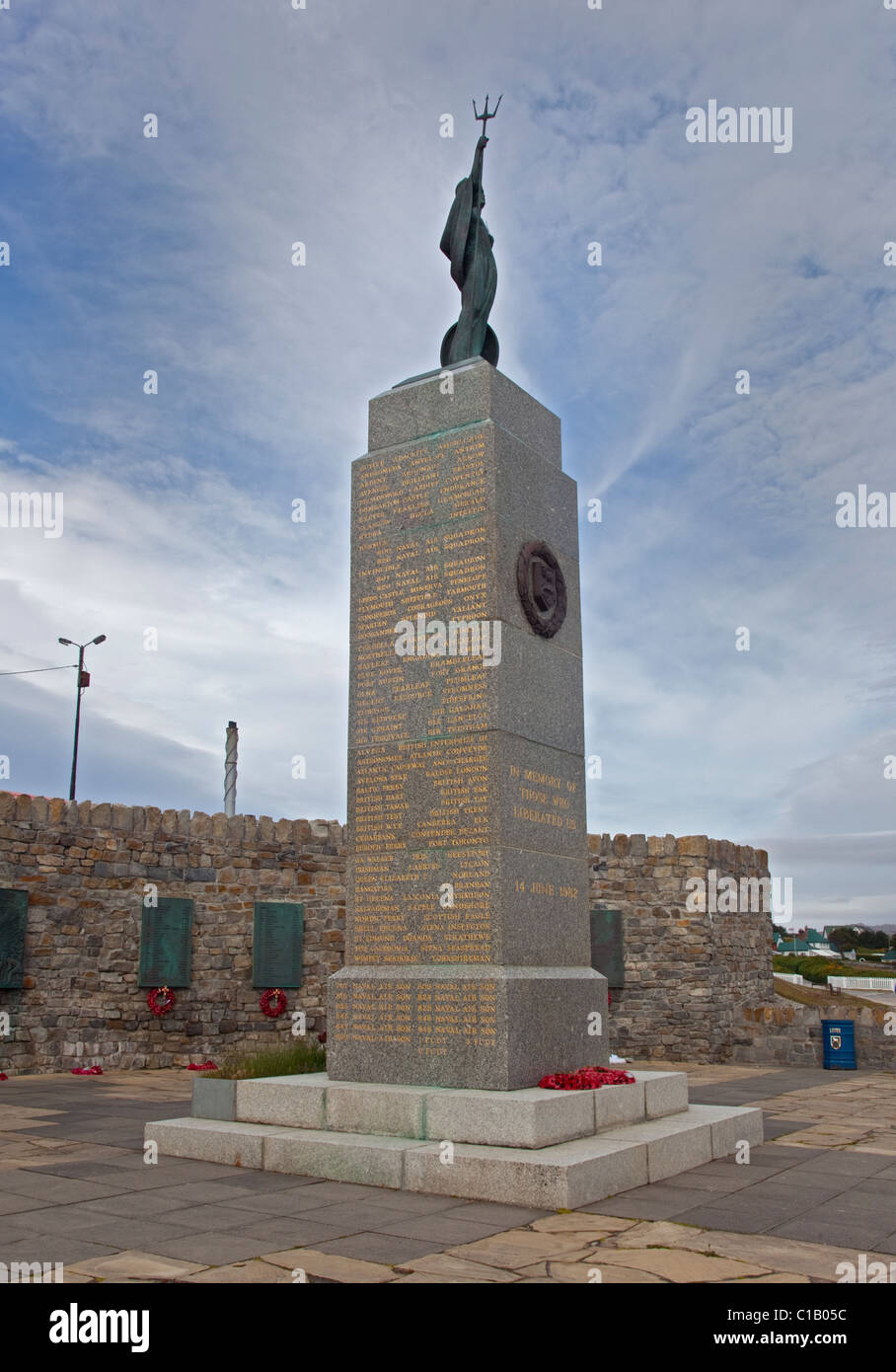 Falklands islands war memorial hi-res stock photography and images - Alamy