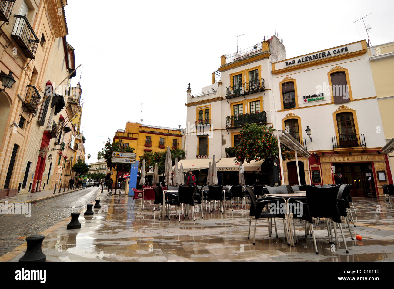Plaza of seville hi-res stock photography and images - Alamy