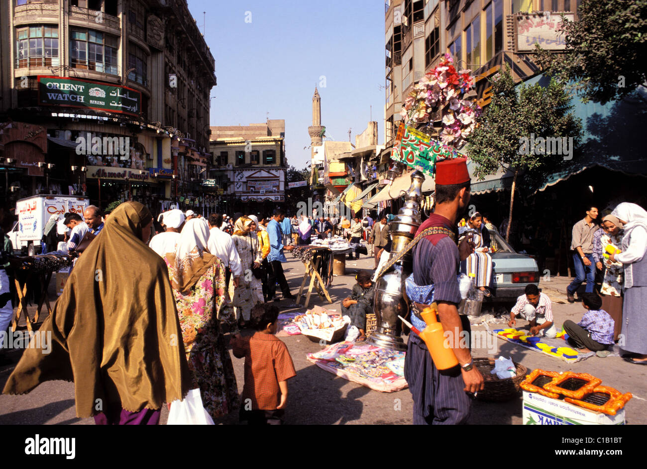 Cairo street scene hi-res stock photography and images - Alamy