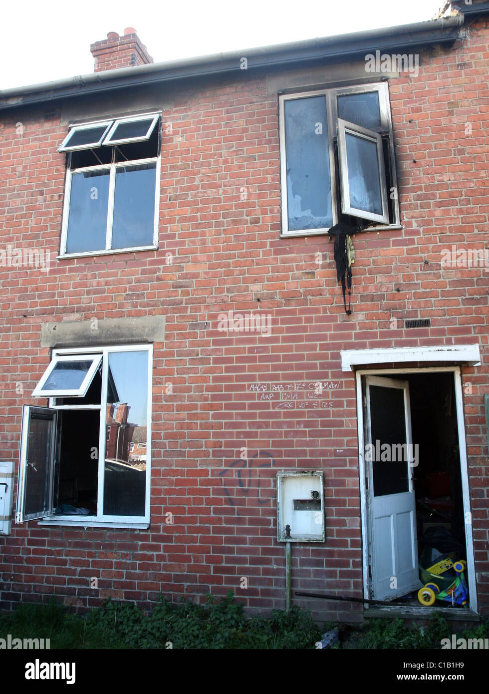 Three people have died and a child is in a critical condition in ...