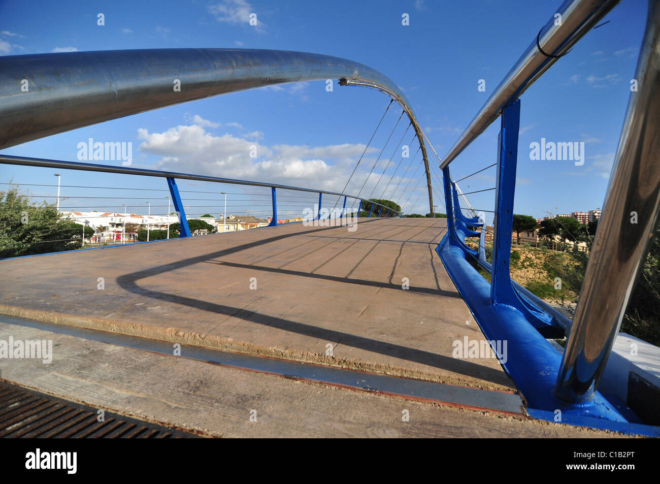 Modern footbridge hi-res stock photography and images - Alamy