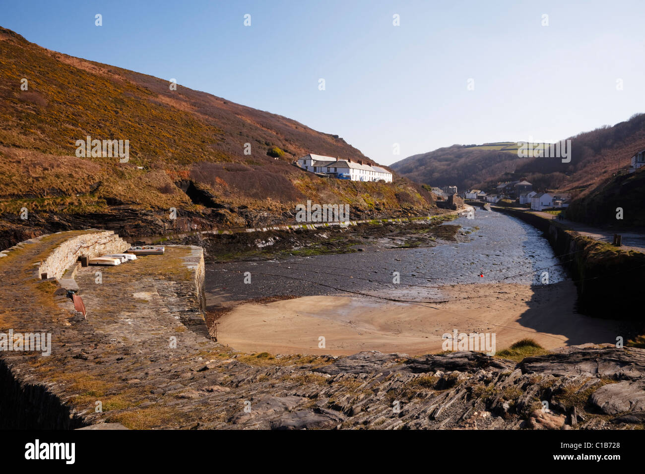 Cornwall boscastle river hi-res stock photography and images - Alamy