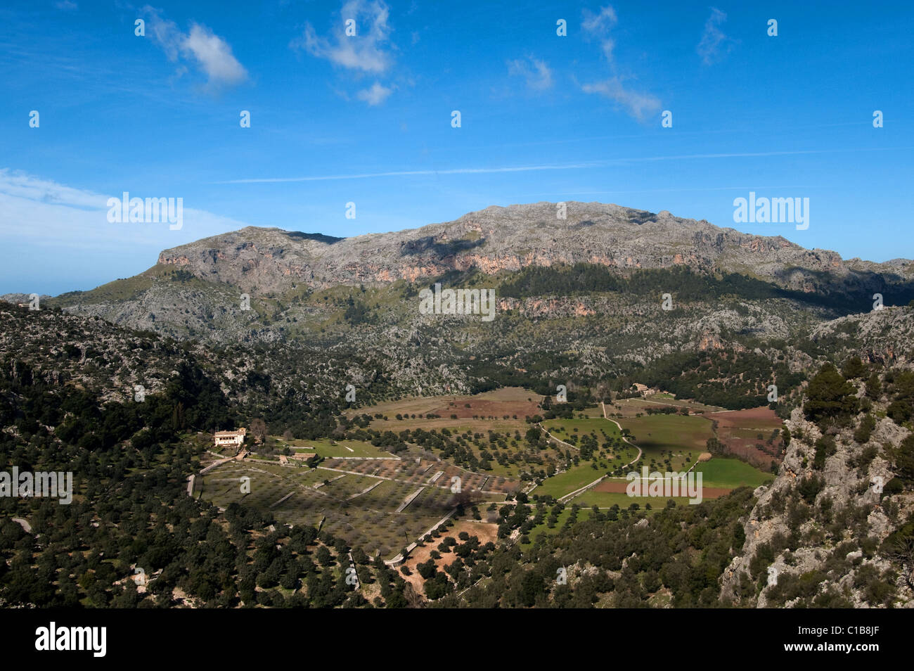 A view over the Serra de Tramuntana mountains from tophill Cloister ...
