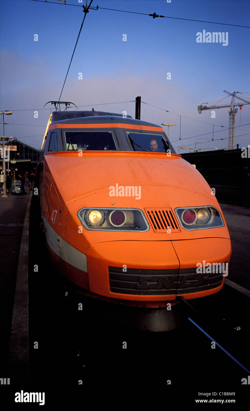 France, Paris, french high speed train at Gare du Nord station Stock ...