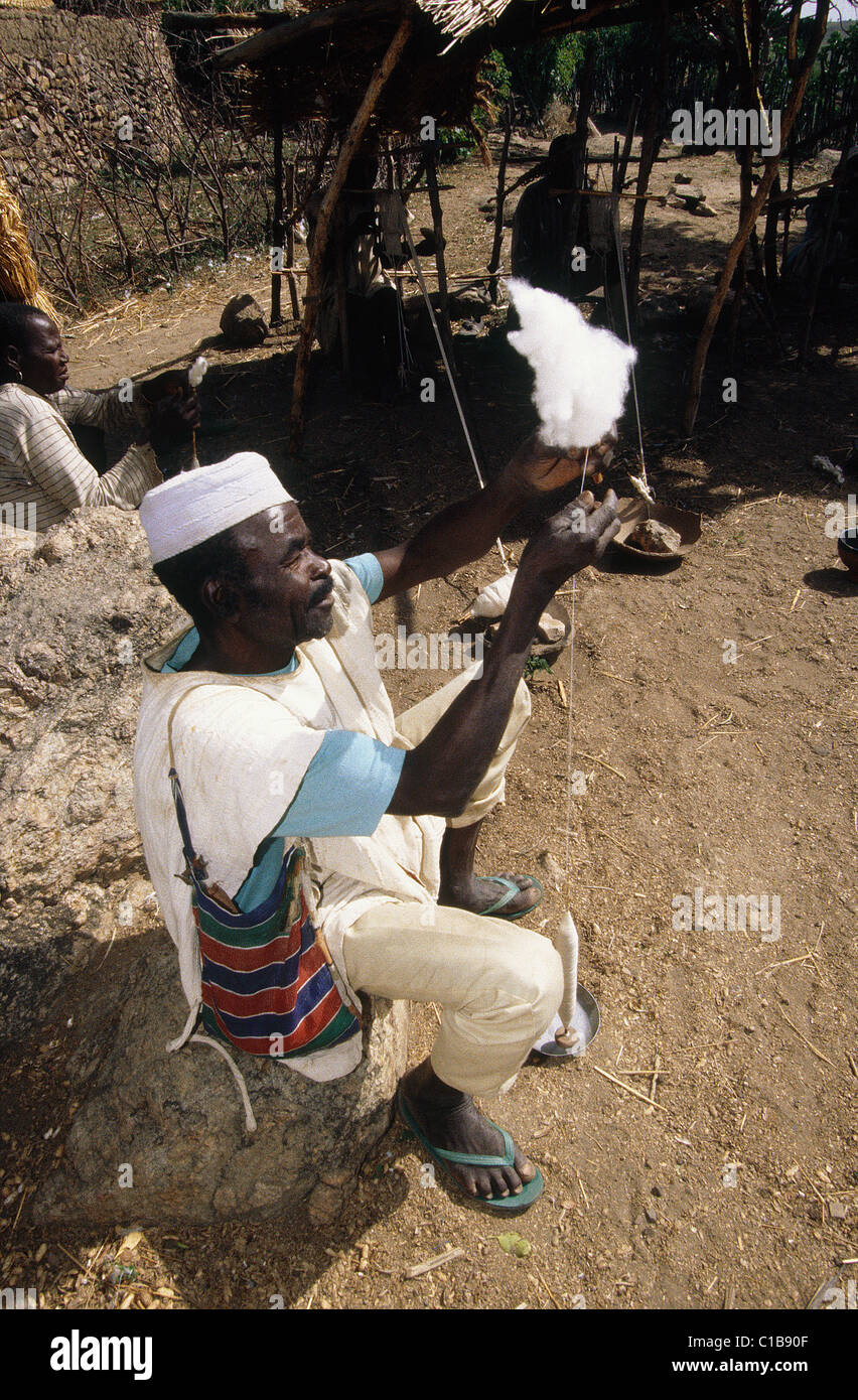 Cameroon matakam tribe called mafa hi-res stock photography and images ...