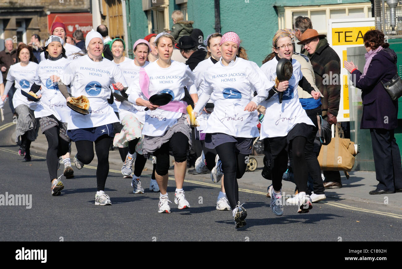 Pancake race historical hi-res stock photography and images - Alamy