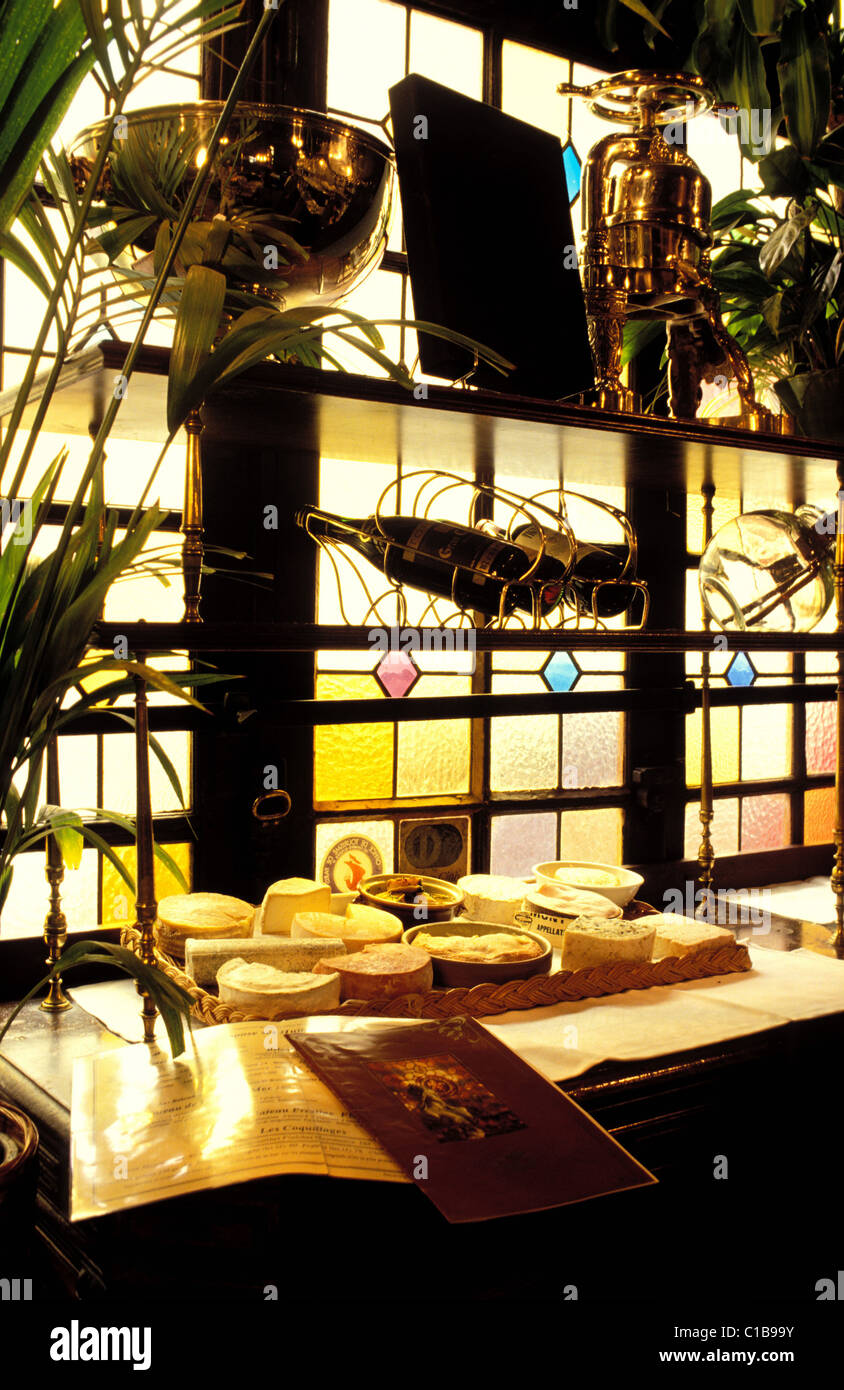 France, Paris, Brasserie Flo, cheeses and wines Stock Photo - Alamy