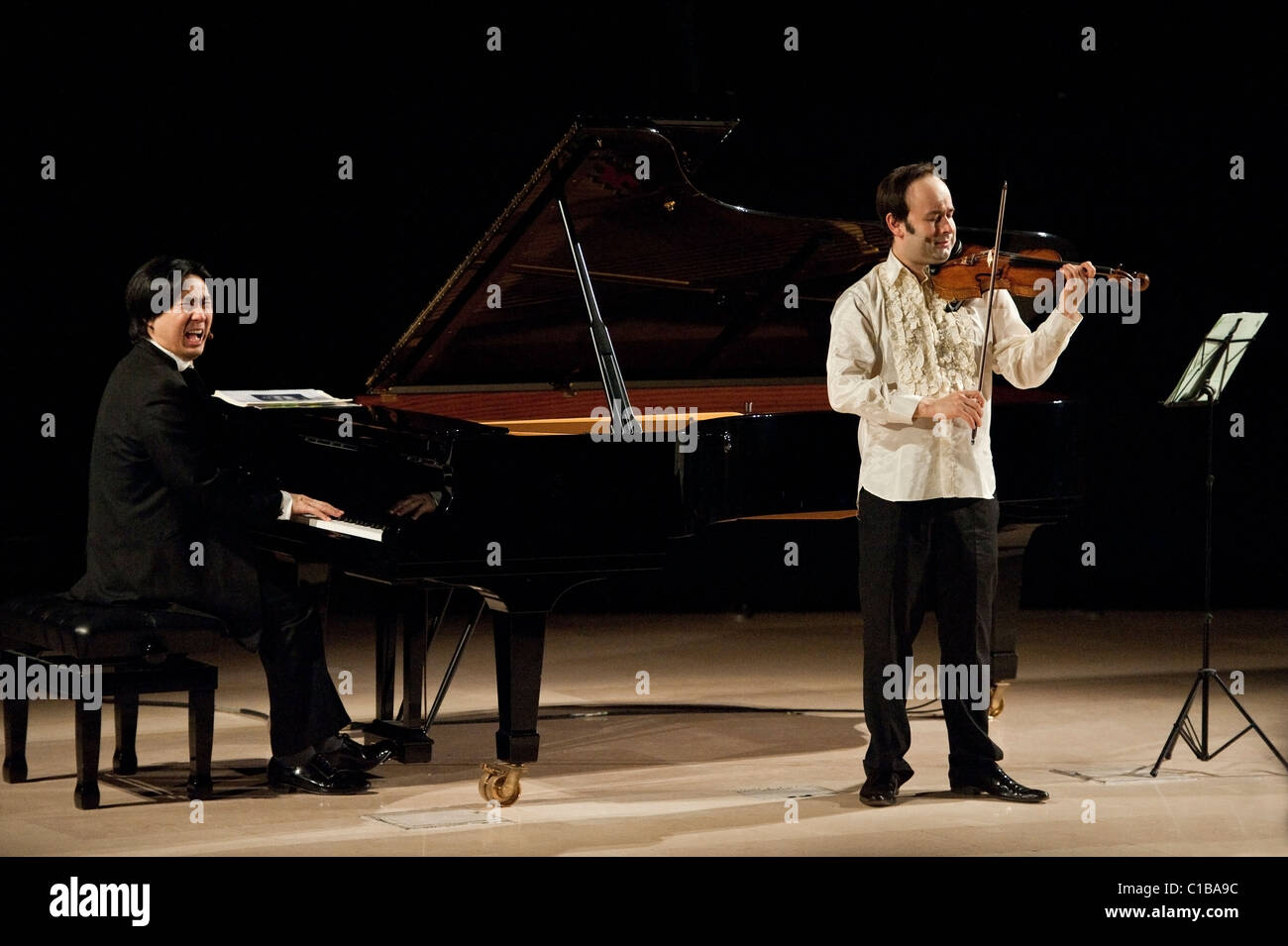 Richard hyung ki joo hi-res stock photography and images - Alamy